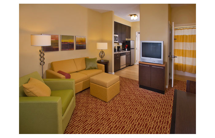 006_1-BdRm-Suite – HRC Hotels